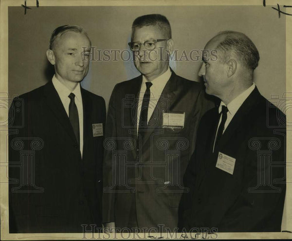 1968 American Institute of Industrial Engineers leaders at meeting ...