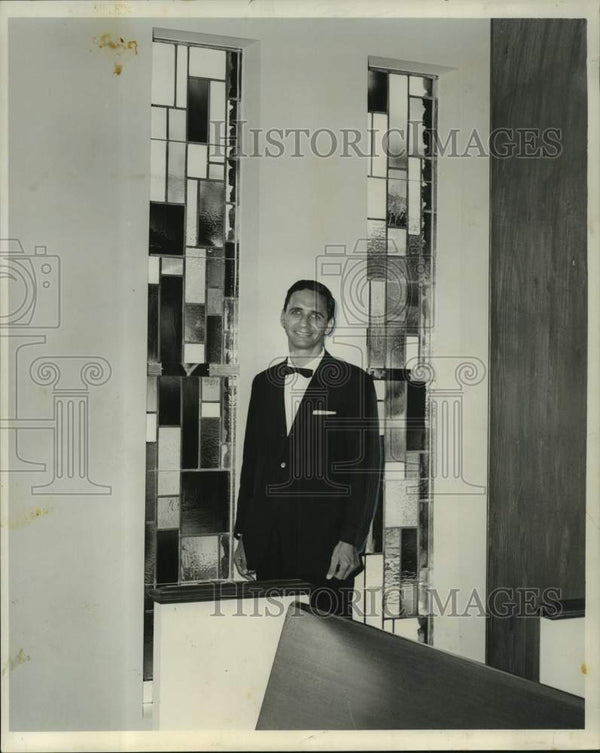 1964 The Reverend Joseph Maggiore at the Gentilly Church of God ...