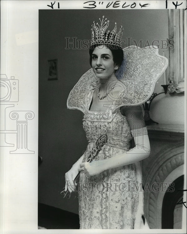 1975 Mary Hyland Brown Queen of Krewe of Athenians Carnival Ball ...