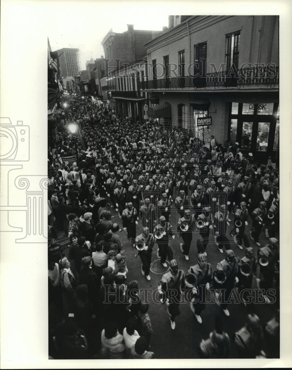 1984 Carnival Parade - Historic Images