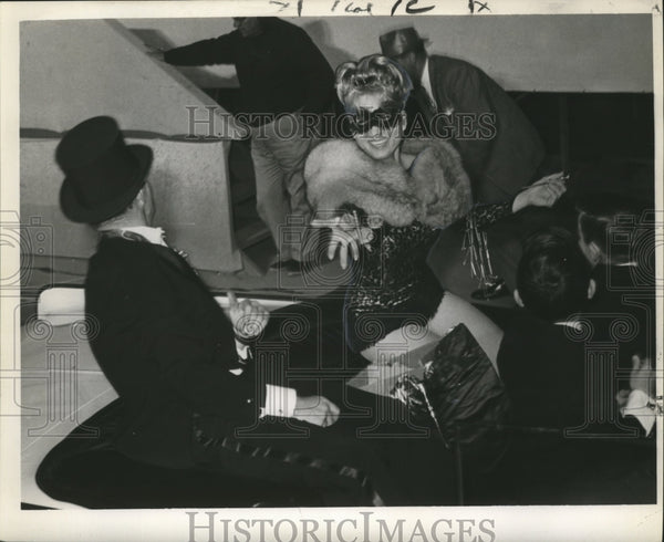 1964 Press Photo Carnival Parade- Adonis Parade - noca03090 - Historic ...