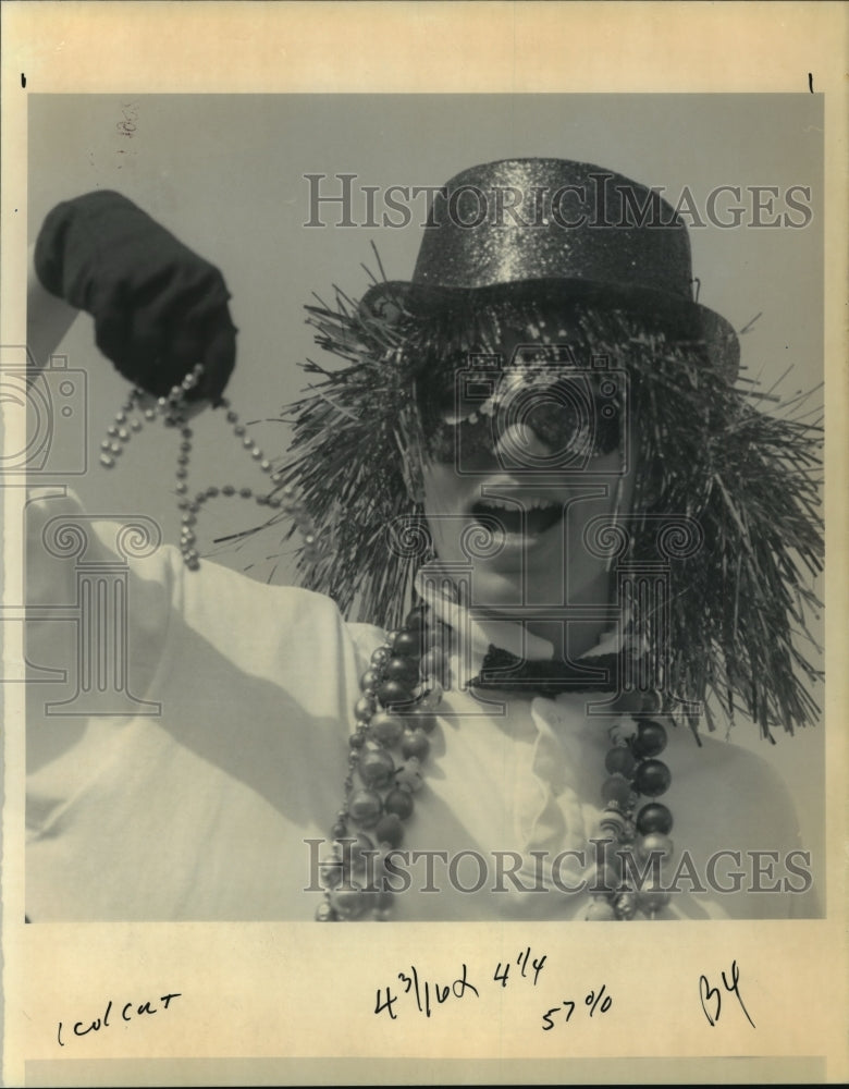 1992 Carnival Parade - Historic Images