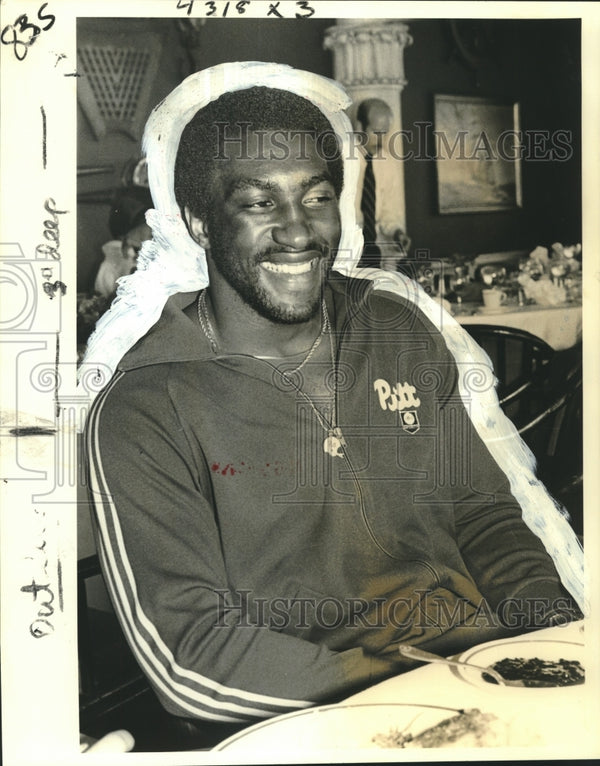 1980 Press Photo Pittsburgh Panthers Football Defensive End Hugh Green ...