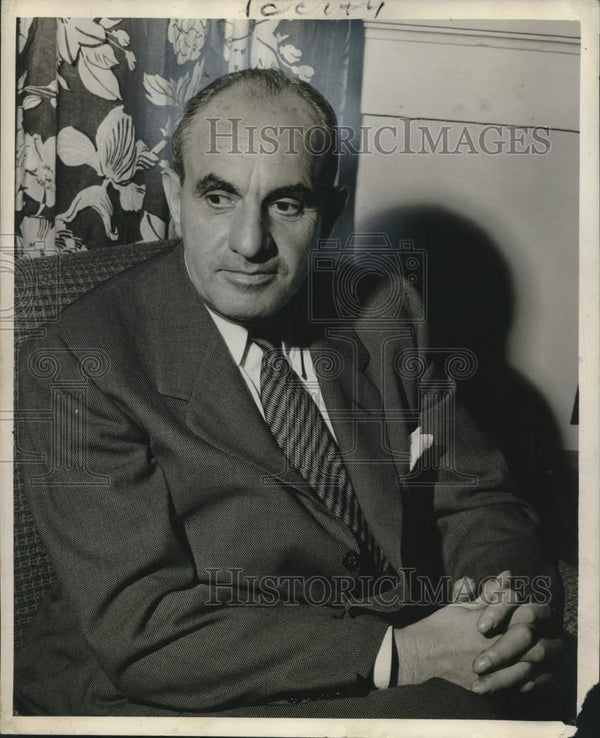 1949 Press Photo Henry Ginsberg - noo21830 - Historic Images