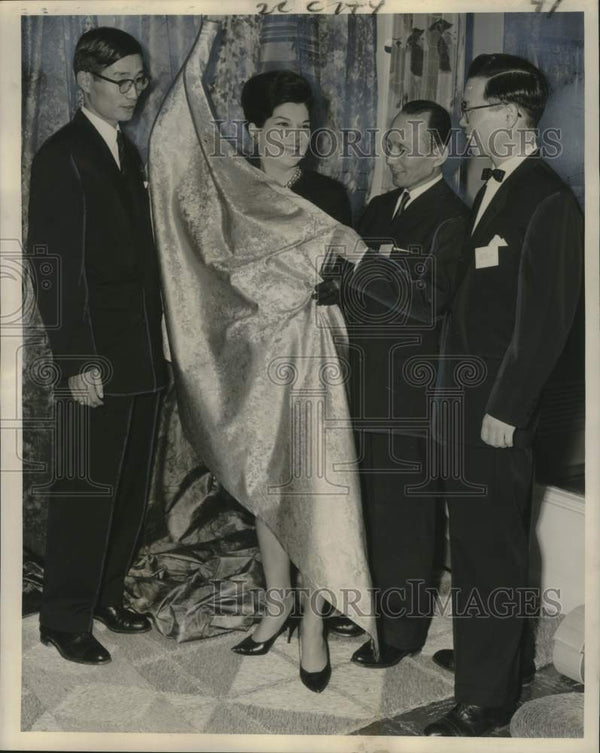 1962 The new Japan Trade Center Trade Center in New Orleans - Historic ...