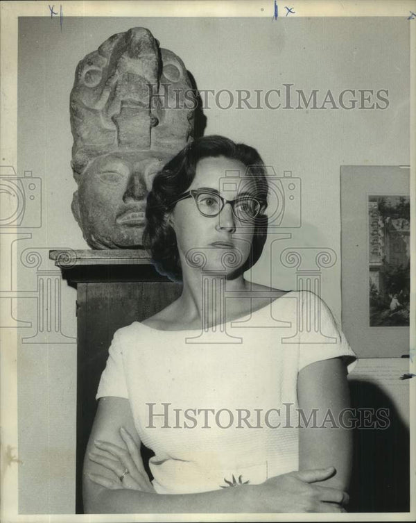 1968 Mrs. Daniel Neiswender of the Delgado Museum of Art - Historic Images