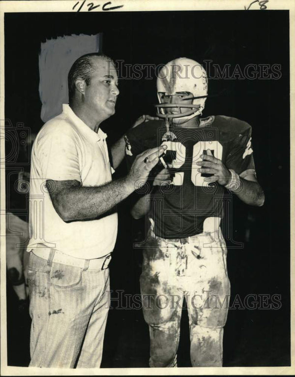 1973 Press Photo Bob Wingate stands with Football Player - noo66280 ...