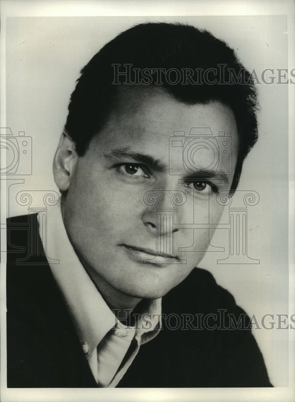 1986 Press Photo Doug Barr stars in The Wizard, on CBS. - nop05045 ...