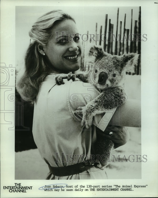 1982 Joan Embery, host of the 130-part series "The Animal Express ...