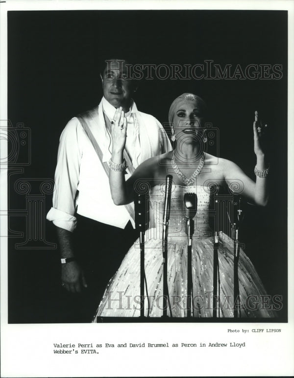 1993 Actors Valerie Perri, David Brummel in "Evita" - nop26205 ...