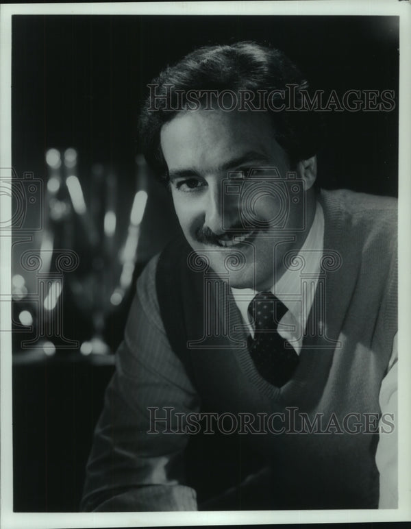 1984 Ira Flatow hosts Award Winning Series, "Newton's Apple" - Historic ...