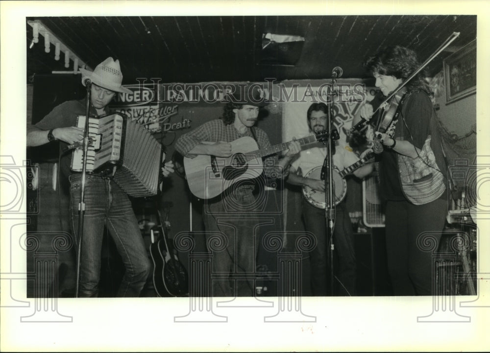 1989 Flaky Jake's Double Take band members at Ruby's Roadhouse ...