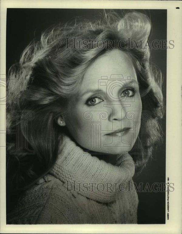 1982 Press Photo Actress Constance McCashin in "Knots Landing" - nop47 ...