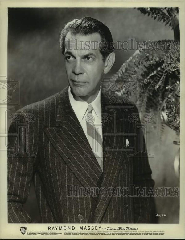 1952 Raymond, Actor in movie - Historic Images