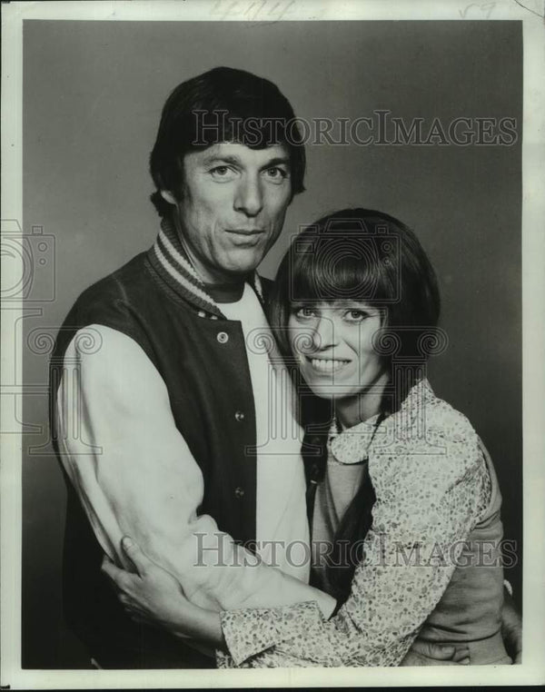 1976 Press Photo Mary Hartman, Mary Hartman Actors Louise Lasser & Gre ...