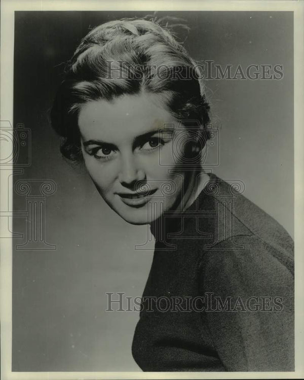 1957 Press Photo Kathleen Nolan, Actress - nop60139 - Historic Images