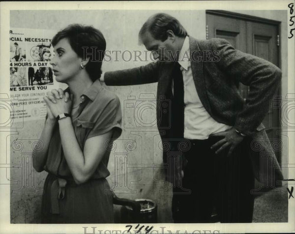 1981 Press Photo Kate Nelligan and Ken Howard starring in "Victims ...