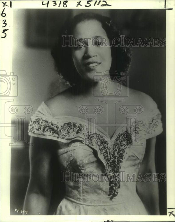 1982 Camilla Williams, New York City Opera's leading soprano - Historic ...
