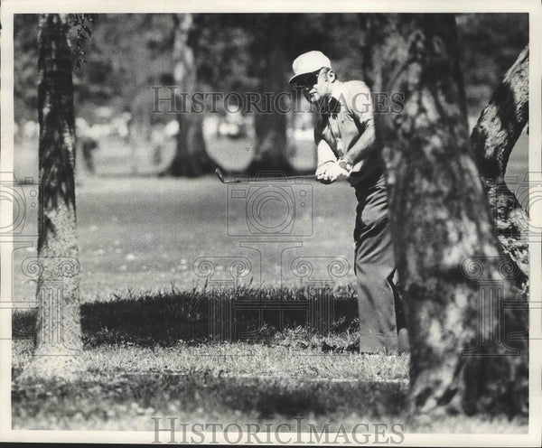 1973 Press Photo Golfer Miller Barber in the Rough - nos04208 ...