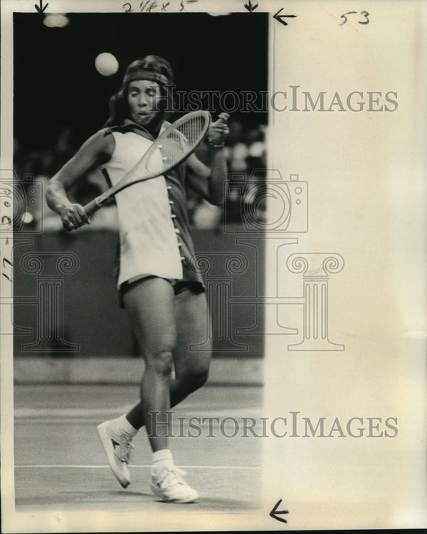 1976 Tennis - Rosie Casals in Action - nos06039 - Historic Images
