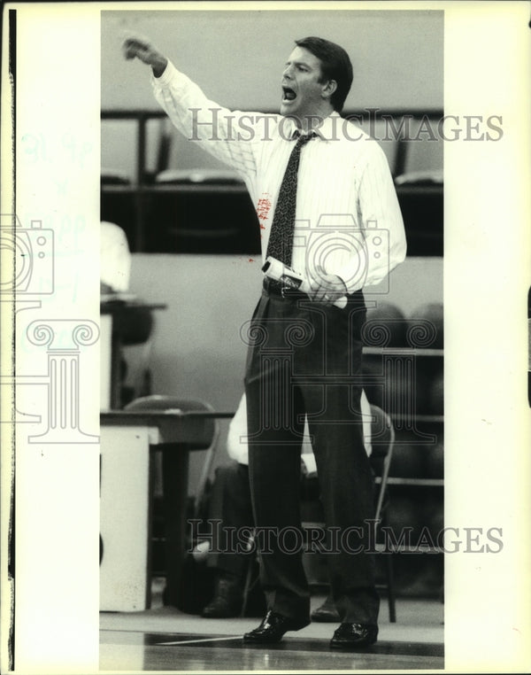 1991 Tim Floyd, Basketball Coach - nos10257 - Historic Images