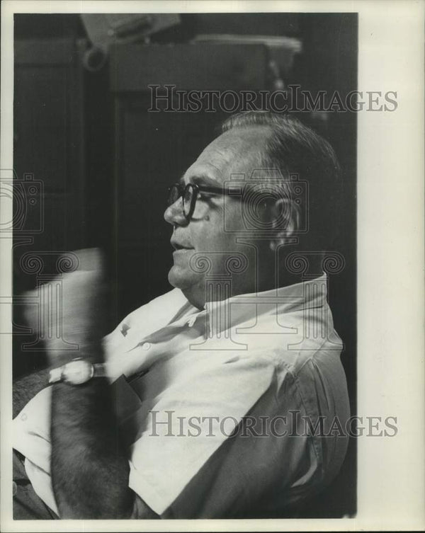 1962 Press Photo Tulane University track and field coach Johnny Oelker ...