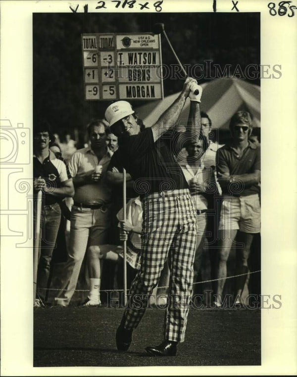 1981 Press Photo Golfer Gil Moran watches his tee shot at USF&G in New ...