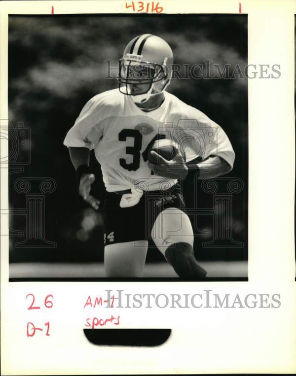 1988 Press Photo New Orleans Saints Running Back Barry Word at Practic ...