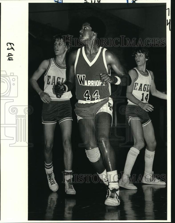 1981 Press Photo Basketball's Stephan Stovall of EJ Warriors. - nos345 ...