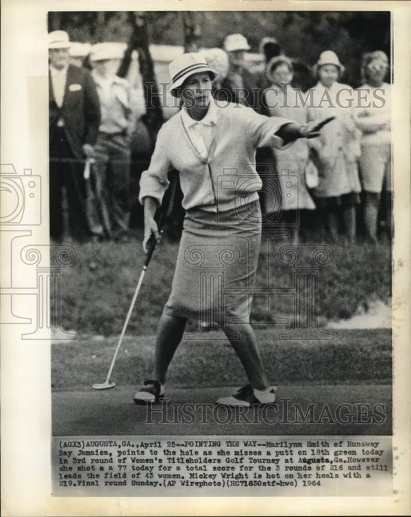 1964 Press Photo Marilynn Smith, a golfer in the Women's Titleholders ...