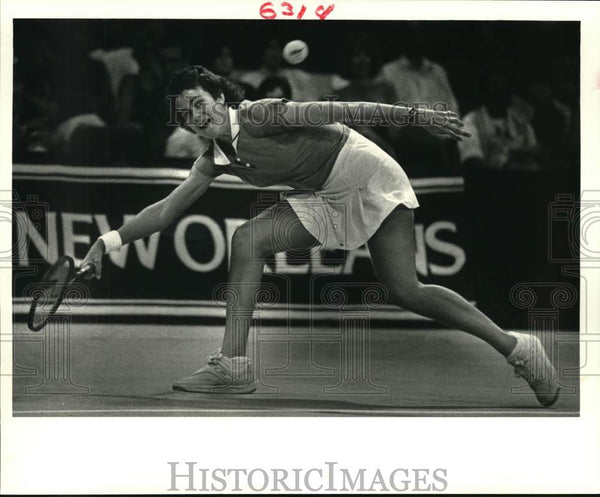 1985 Press Photo Pam Shriver in match against Lisa Spain-Short. - nos3 ...