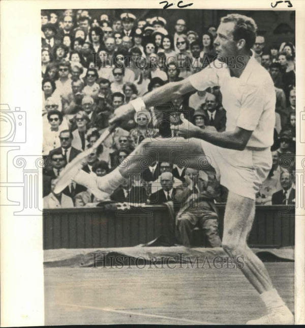 1969 Press Photo Fred Stolle of Australia backhands a return to Roger ...