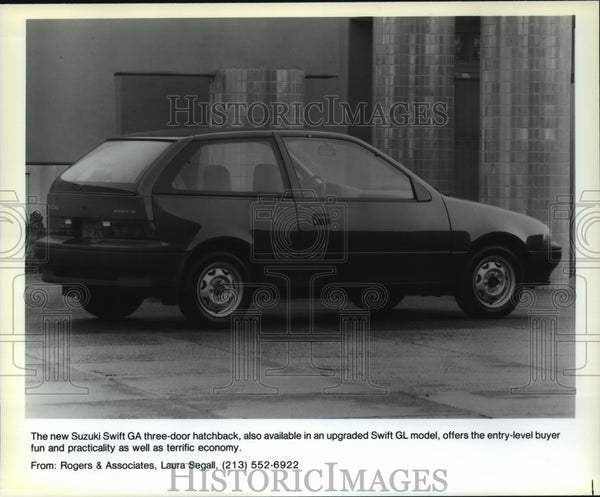 1989 New Suzuki Swift GA three-door hatchback for entry-level buyer ...