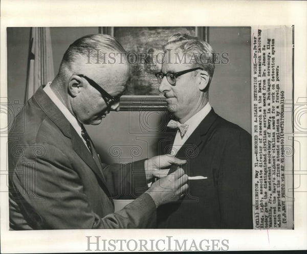 1960 Dr. Peter King honored for blast detection work, by Dr. Wakelin ...