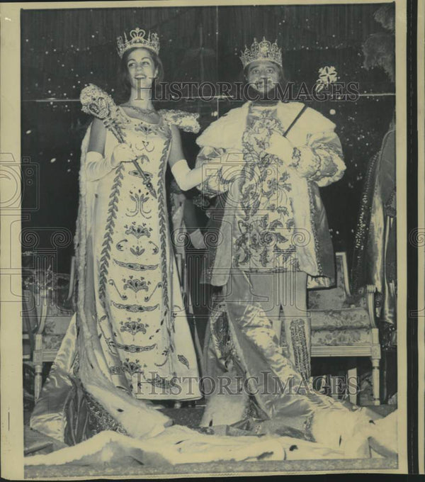 1969 Mardi Gras King and Queen survey subjects from royal platform ...