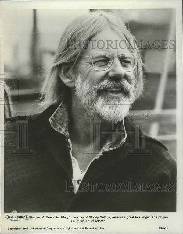 1976 Press Photo Hal Ashby, Director of Bound For Glory - Historic Images