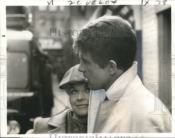 1974 Susannah York and Warren Beatty in "Kaleidoscope" on NBC ...