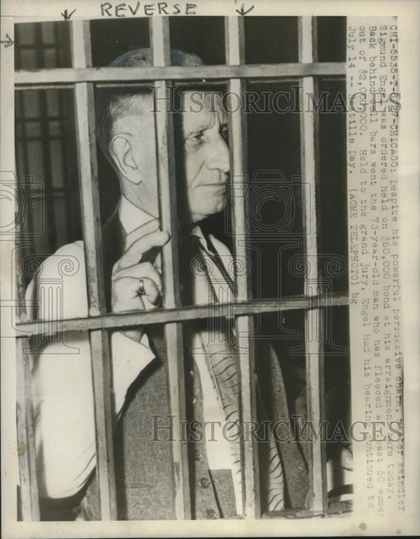1949 Press Photo Master swindler Sigmund Engel behind bars in Chicago ...