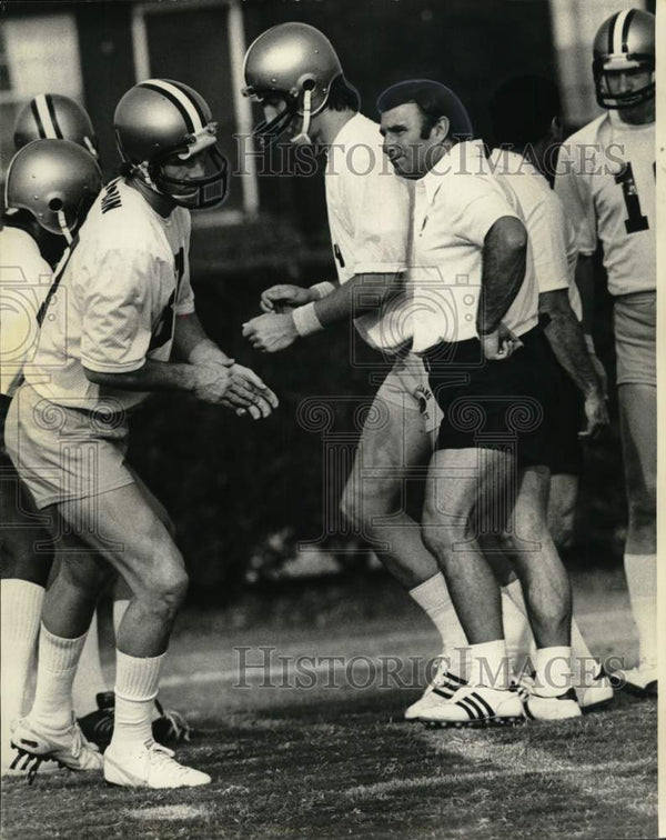 1976 Press Photo Saints' head coach Hank Stram conducted his first min ...