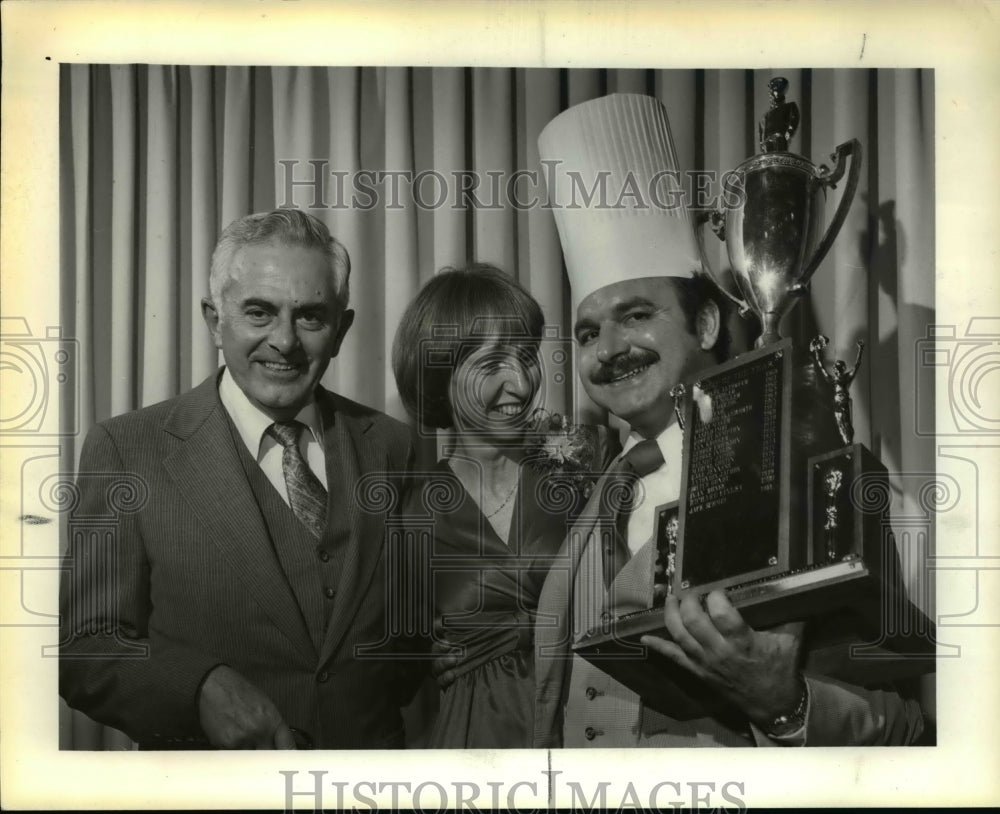 1981 Press Photo Jack Schmid, executive chef at Riverside Golf and COu ...