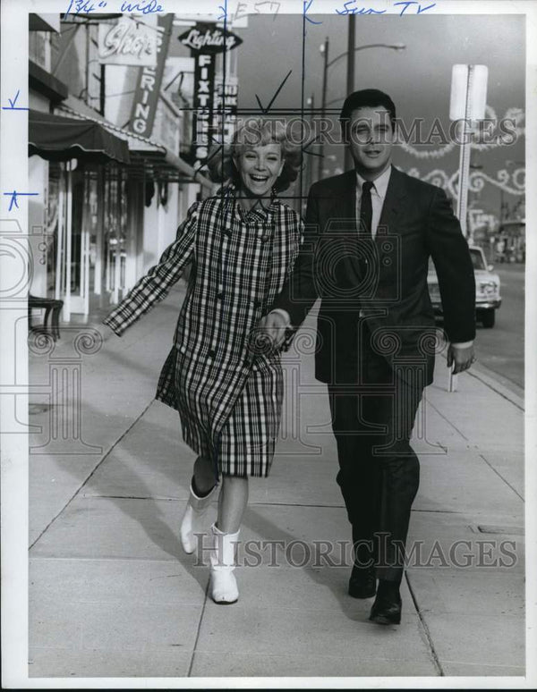 Press Photo Patricia Harty, stage, film and television actress. - pip2 ...