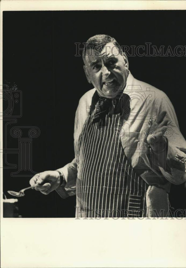 1983 Bert Greene at Express-News Cooking School event, Texas - Historic ...