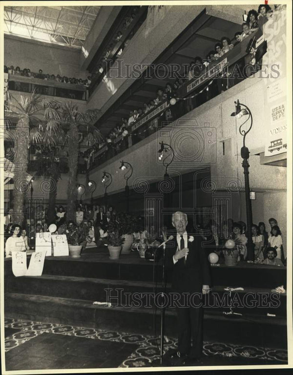 1986 Gen. Robert F. McDermott praised by USAA Employees, Texas ...