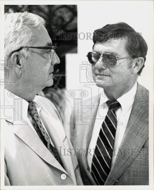 Press Photo James Bayless with John H. Rauscher, Chairman of the Board ...