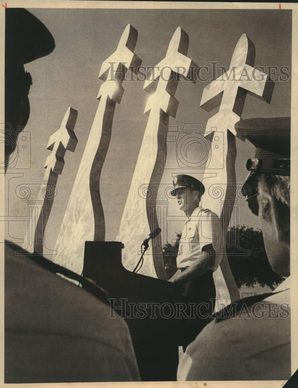 1980 Brigadier General Kenneth R. Fleenor addressing a gathering ...