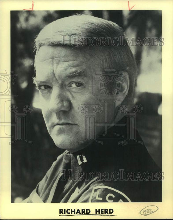 1982 Press Photo Actor Richard Herd - sap13613 - Historic Images
