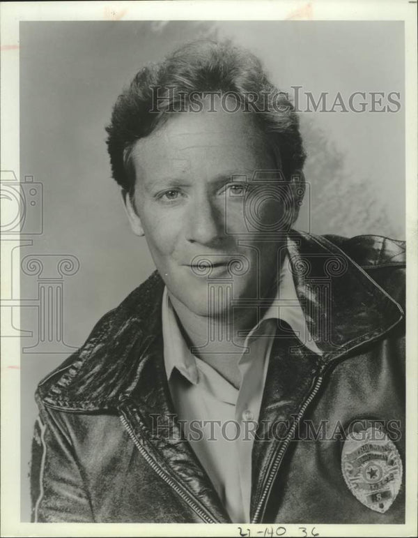1982 Charles Haid, Actor in closeup, Entertainer - Historic Images