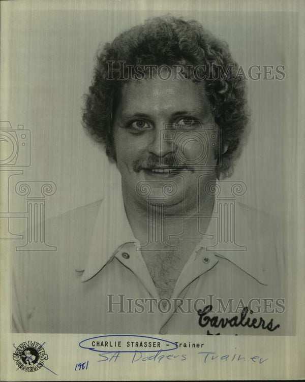 1981 Press Photo San Antonio Dodgers baseball trainer Charlier Strasse ...
