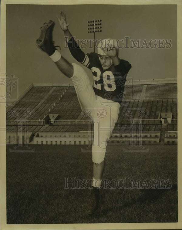 Press Photo Football Player Miles Willard High Kicks on Stadium Field ...