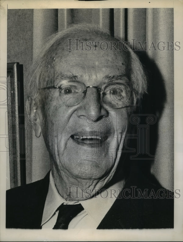 Press Photo American Writer Upton Sinclair winner of Pulitzer Award fo ...